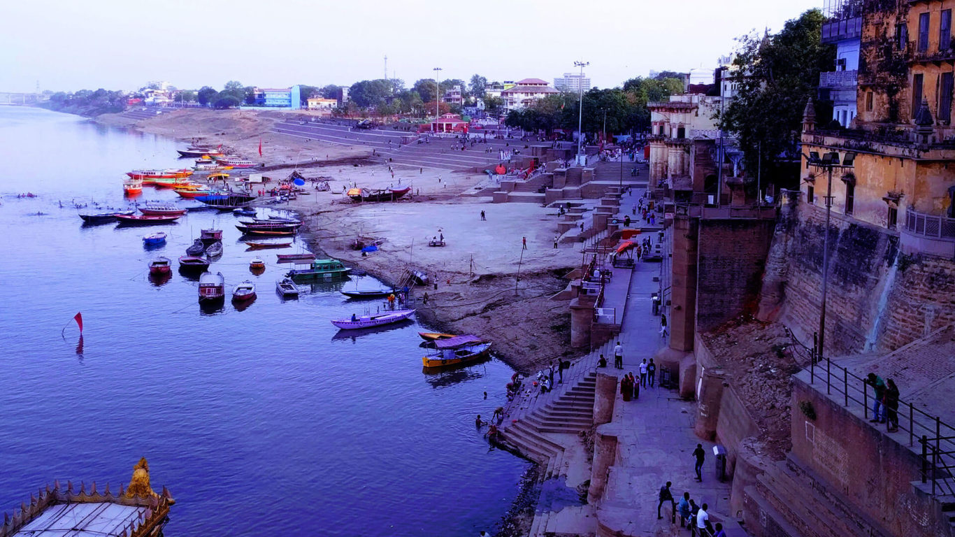 Explore 30 Best Places to Visit in Varanasi Travel Guide